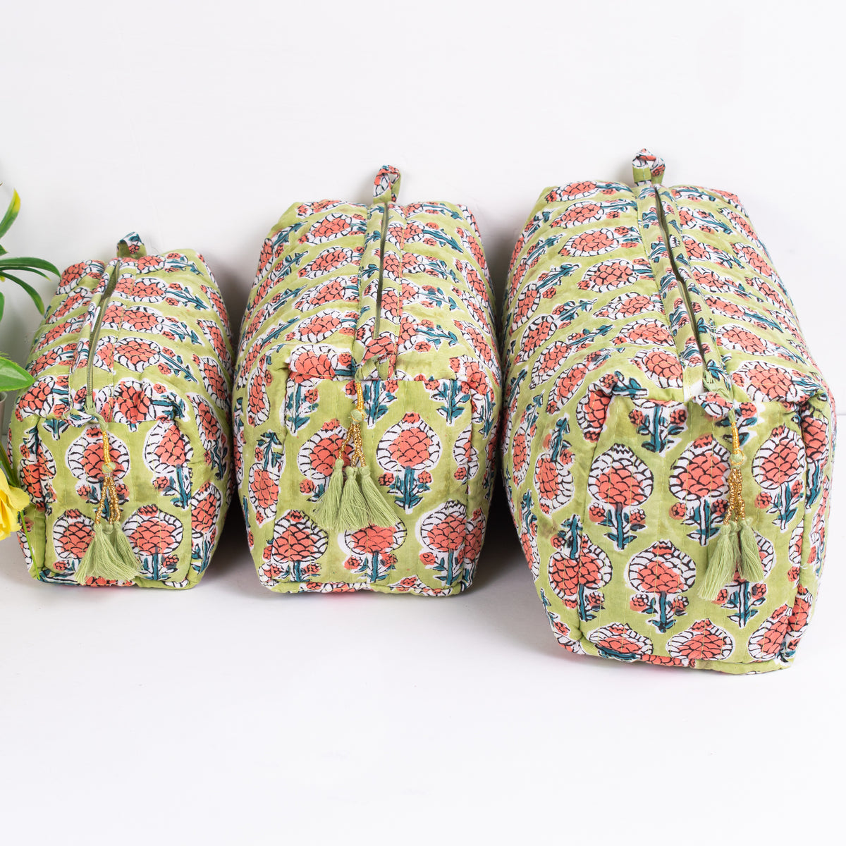 Buy Indian Hand Block Printed Assorted Makeup Bags Online – CraftJaipur